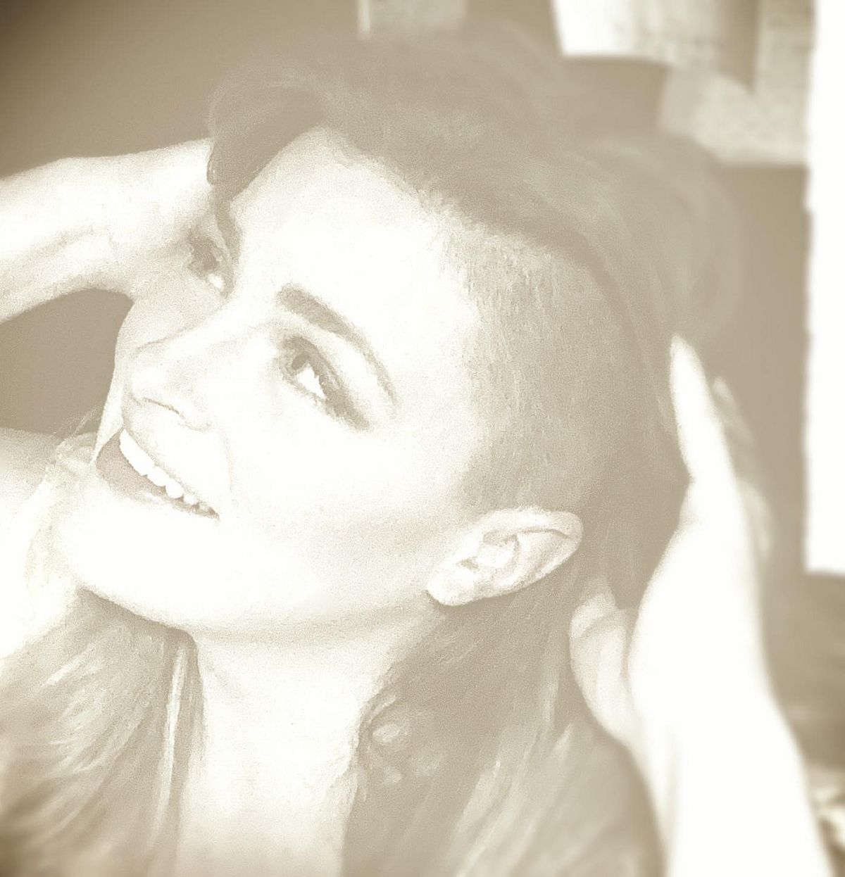 Melanie Rose LIVE in Famers